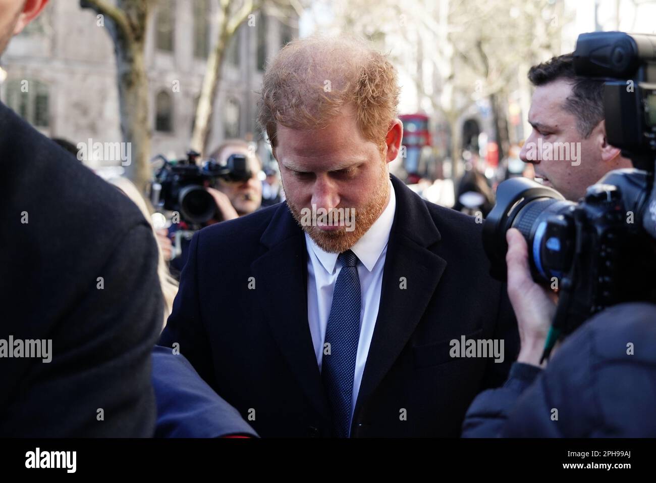 Il Duca di Sussex arriva presso la Royal Courts of Justice, nel centro ...