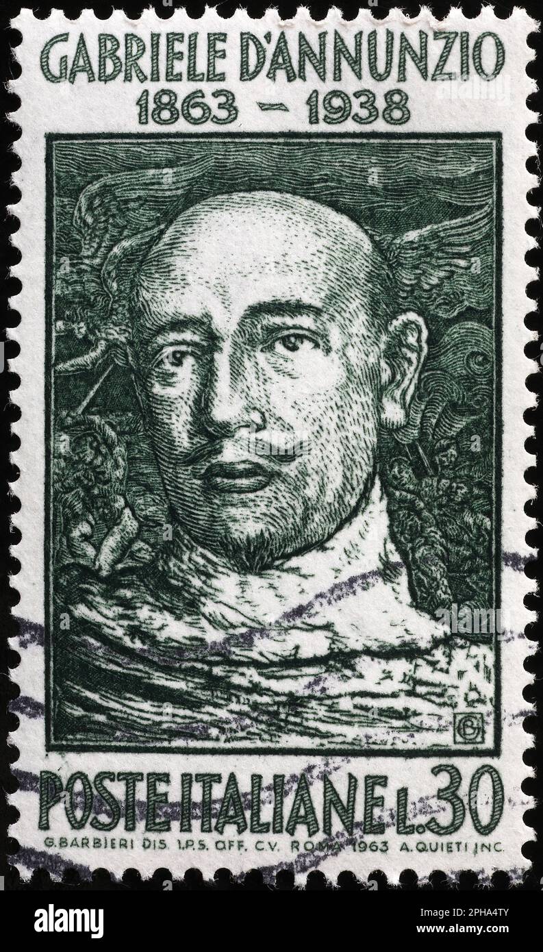 Gabriele d'annunzio immagini e fotografie stock ad alta risoluzione - Alamy