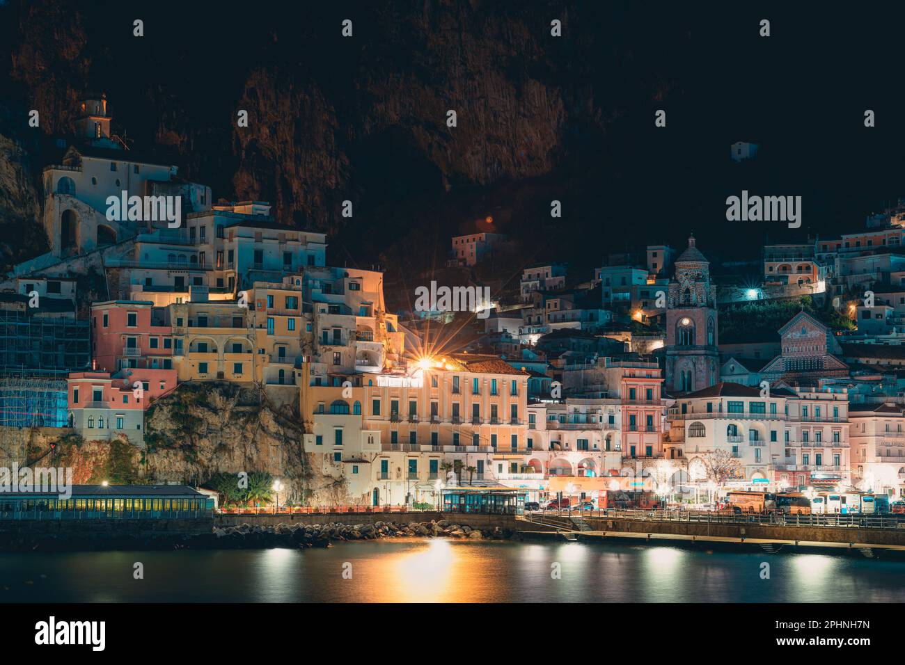 vista di amalfi, costiera amalfitana, duomo di amalfi, mare ... vista di amalfi, costiera amalfitana, duomo di amalfi, mare ...