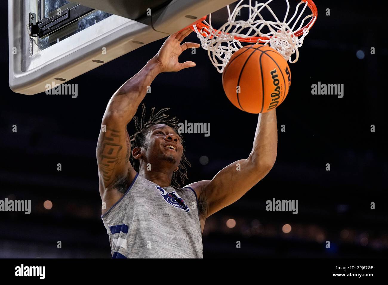 Florida Atlantic forward Isaiah Gaines practices for their Final Four ...