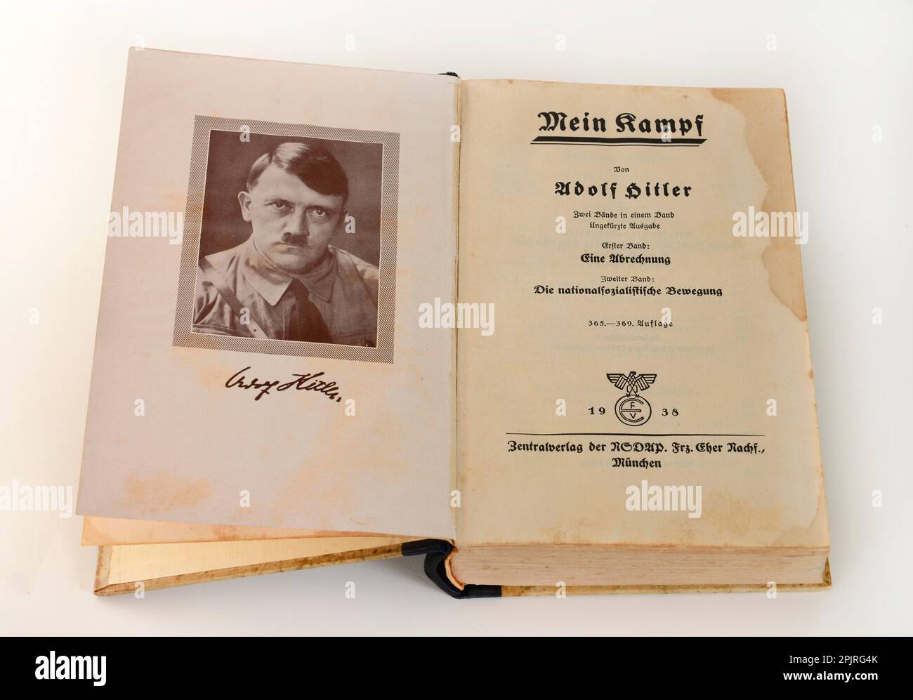 Libro di adolf hitler immagini e fotografie stock ad alta risoluzione ...