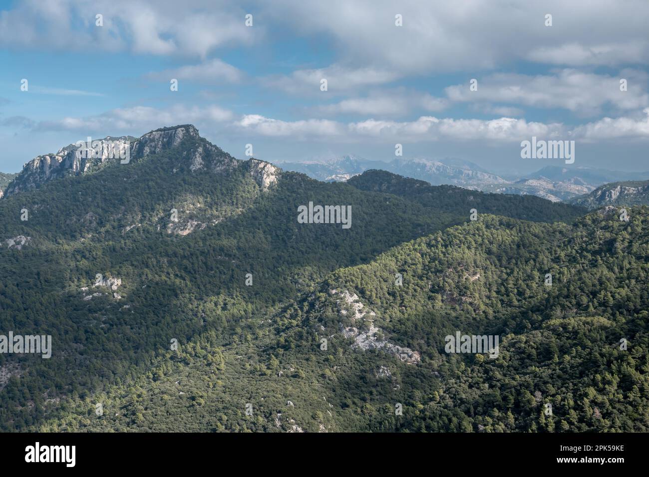 Sentieri di montagna a maiorca immagini e fotografie stock ad alta ...
