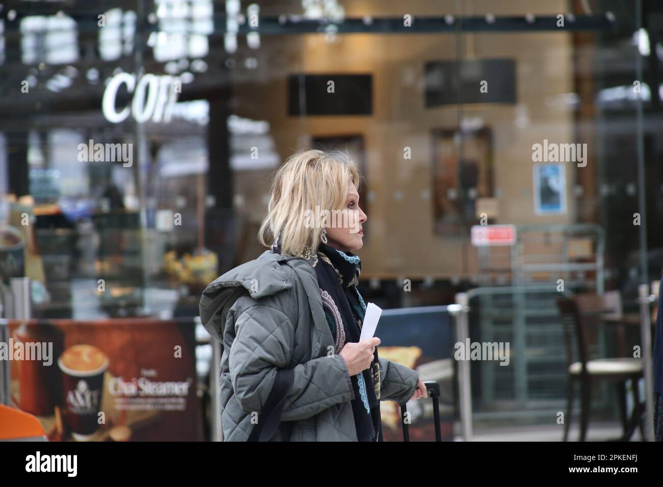 Newcastle upon Tyne, 7th aprile 2023, Dame Joanna Lumley visto alla ...