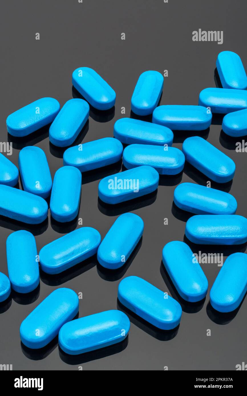 America blu pilled immagini e fotografie stock ad alta risoluzione - Alamy