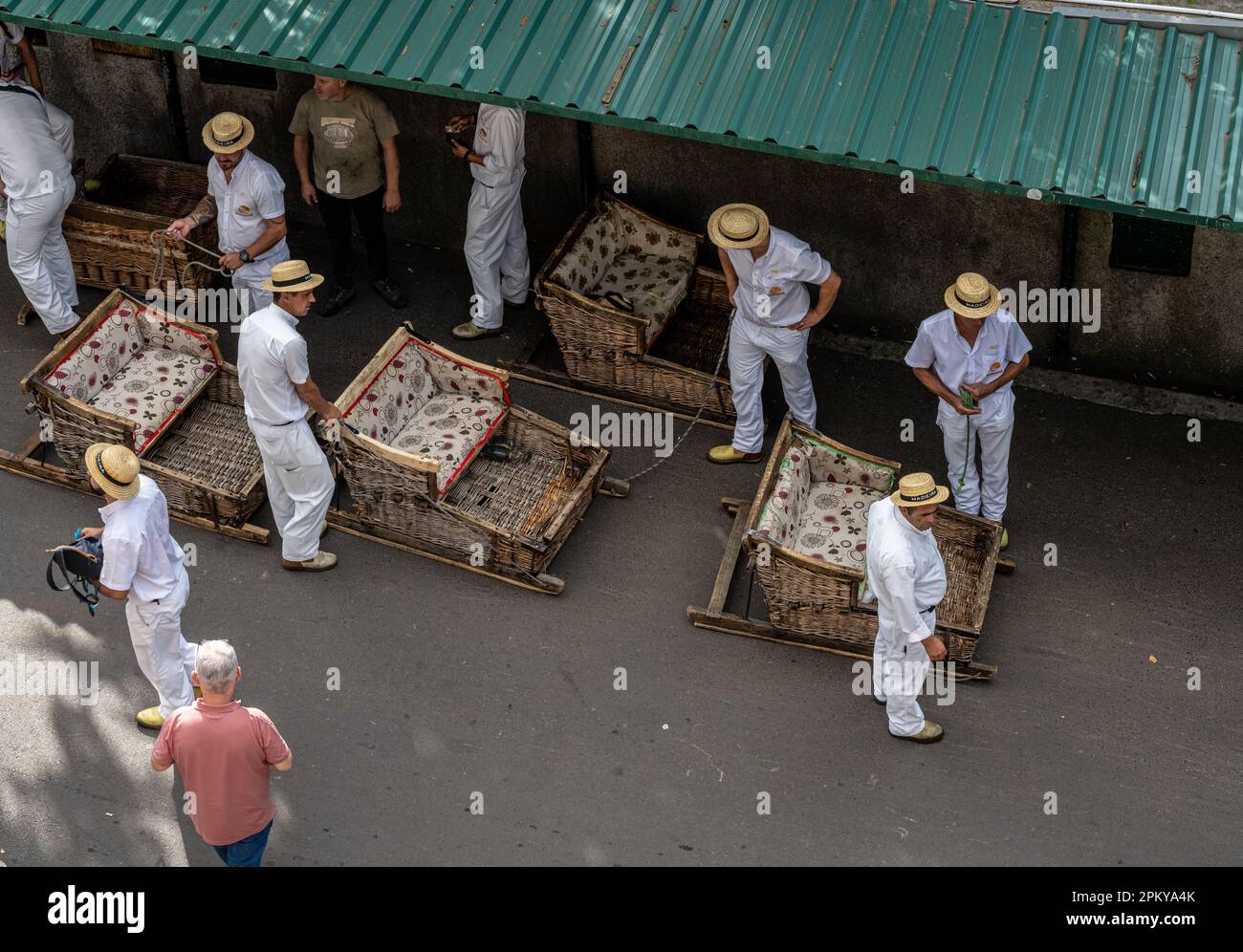Monte toboggan madeira sledges immagini e fotografie stock ad alta ...
