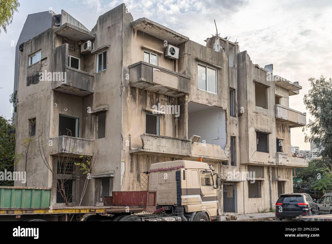 Edificio distrutto immagini e fotografie stock ad alta risoluzione - Alamy