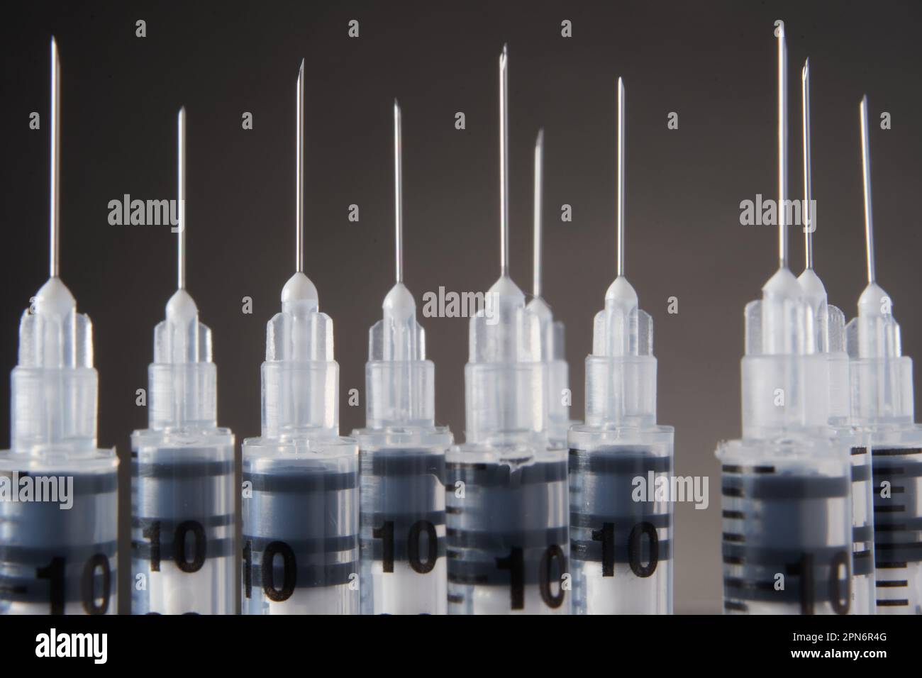 Insulin syringes immagini e fotografie stock ad alta risoluzione - Alamy