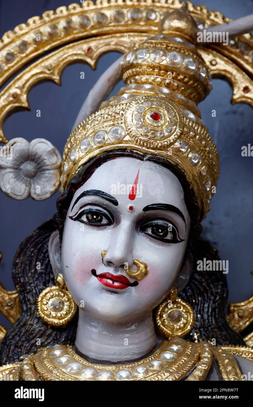 Statua di lord radha krishna immagini e fotografie stock ad alta ...