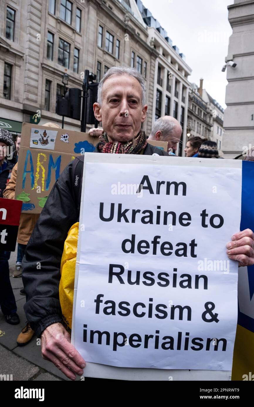 Peter tatchell e i manifestanti immagini e fotografie stock ad alta ...