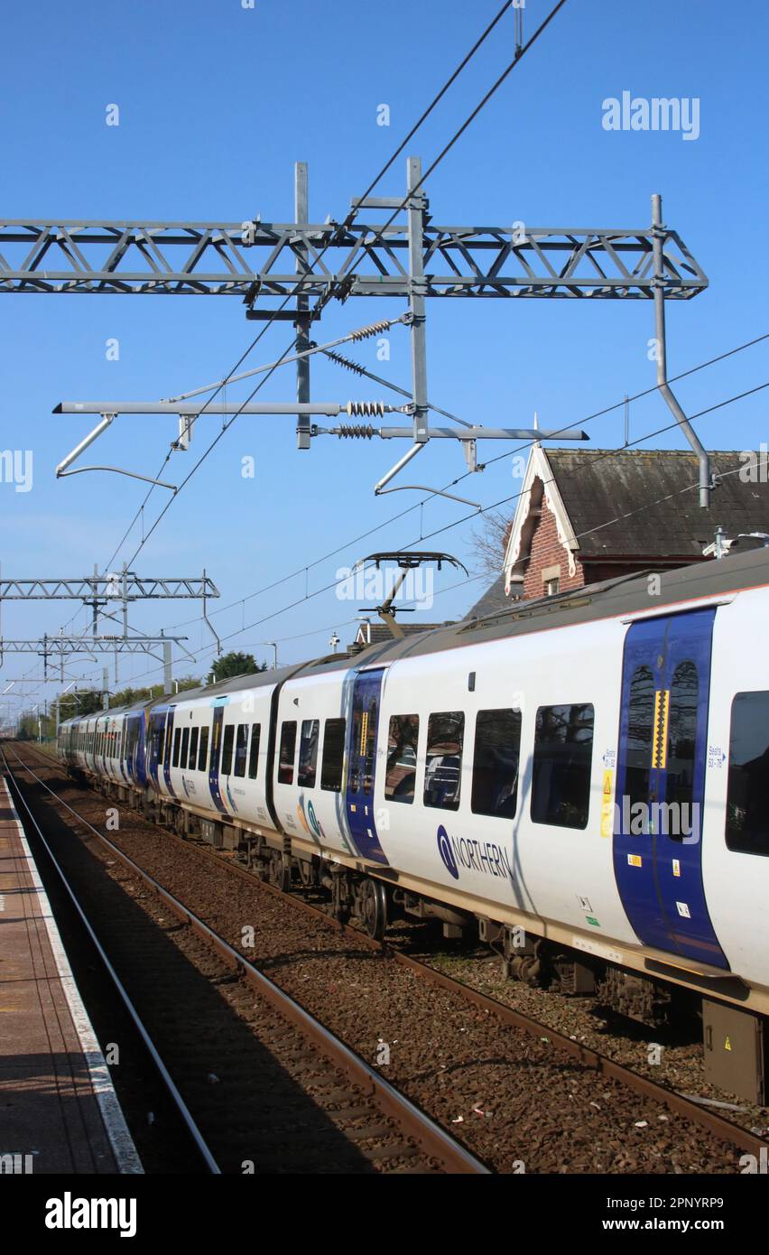 Treni del nord classe 331 emu immagini e fotografie stock ad alta ...