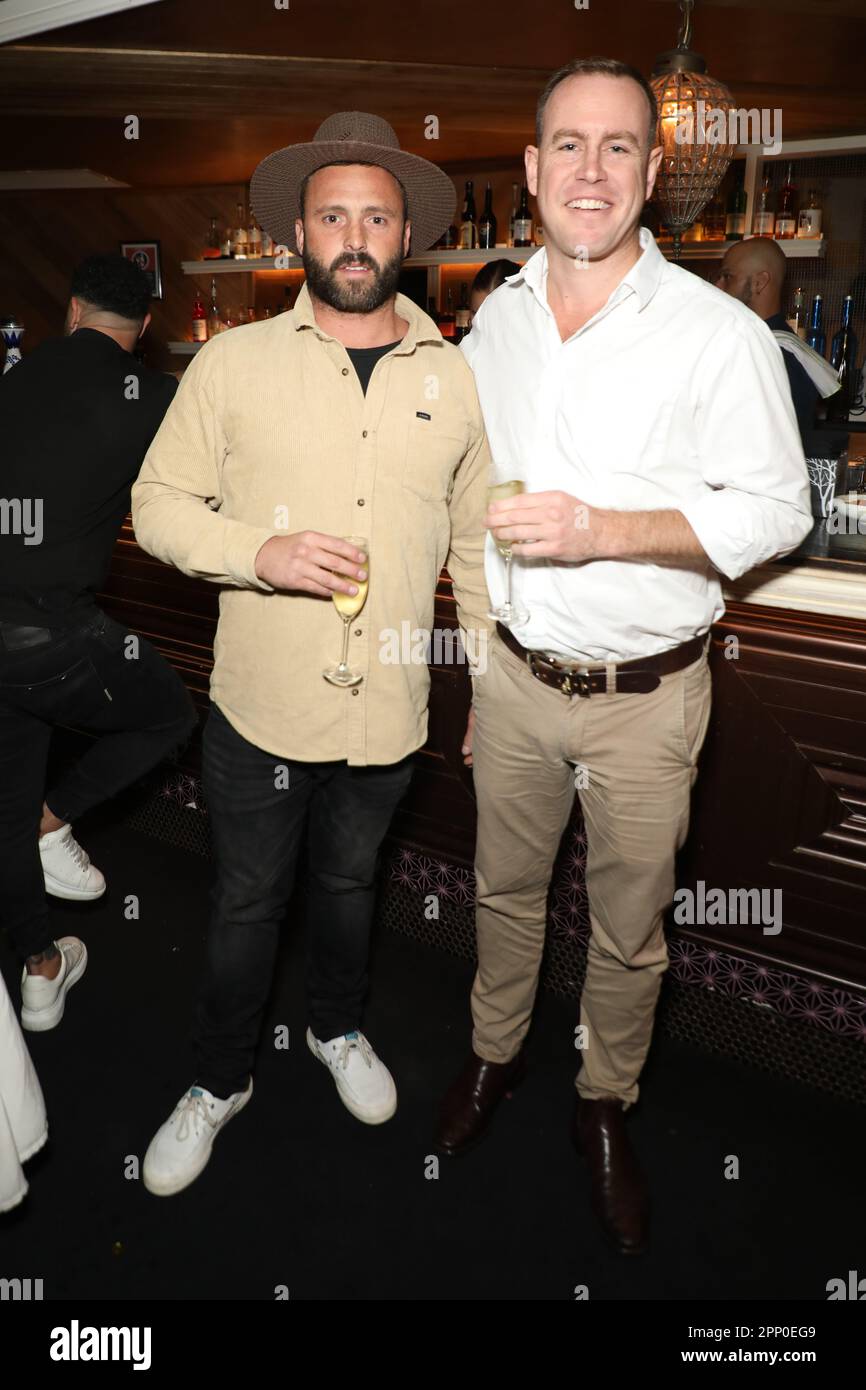 Doppia baia beduina immagini e fotografie stock ad alta risoluzione - Alamy