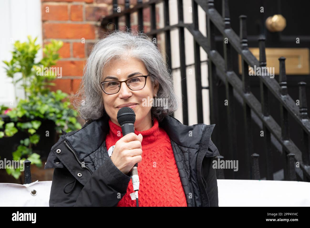 Natasha walter immagini e fotografie stock ad alta risoluzione - Alamy