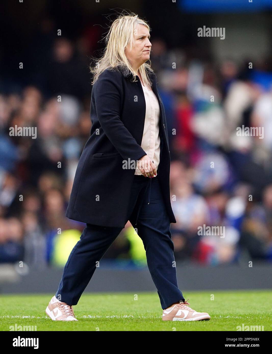 Emma Hayes, manager del Chelsea, al fischio finale dopo la partita di ...