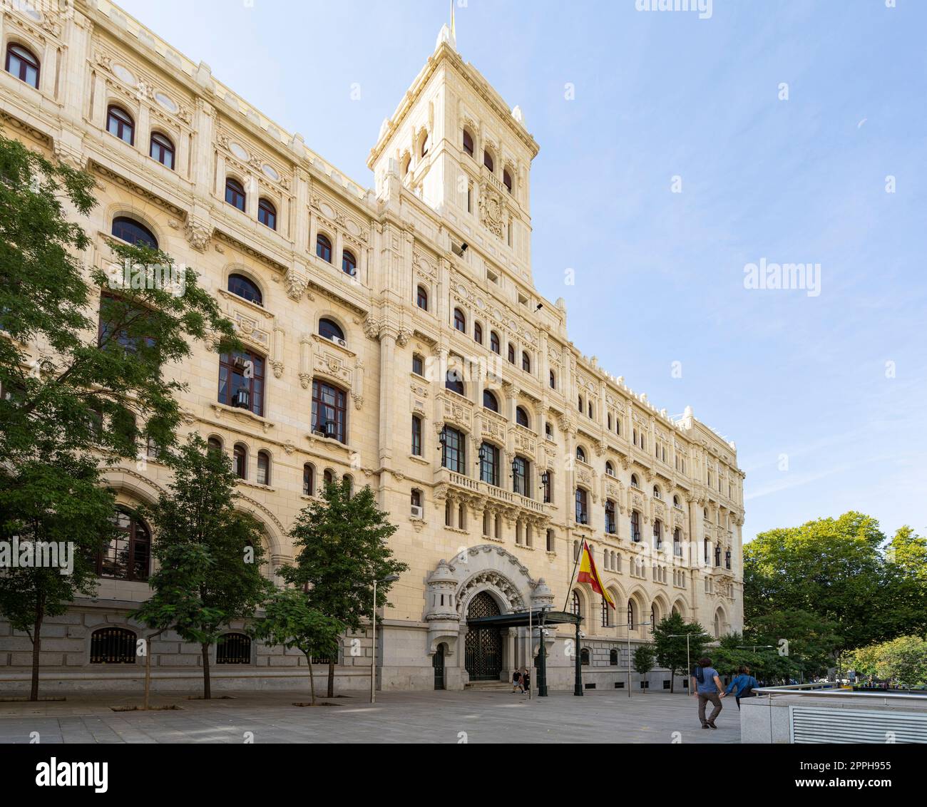 L'edificio dei quartieri generali immagini e fotografie stock ad alta ...