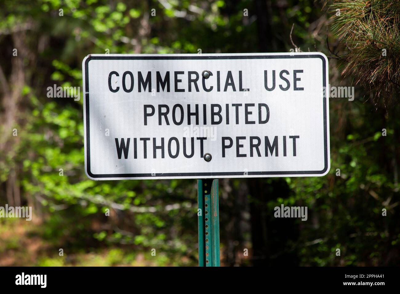 Prohibited sign immagini e fotografie stock ad alta risoluzione - Alamy