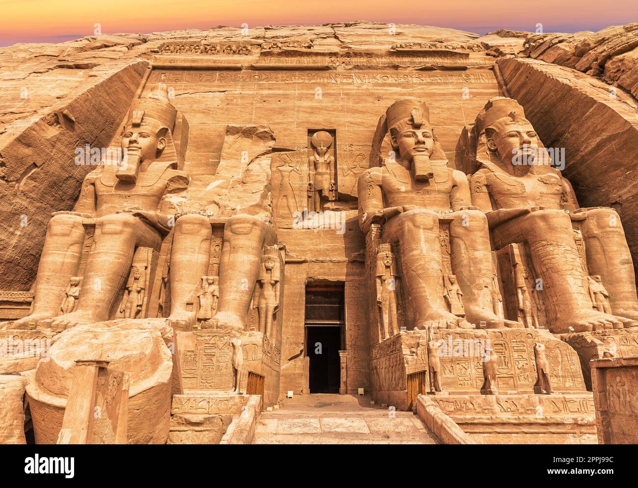 Tempio del faraone ramesse ii abu simbel immagini e fotografie stock ad ...