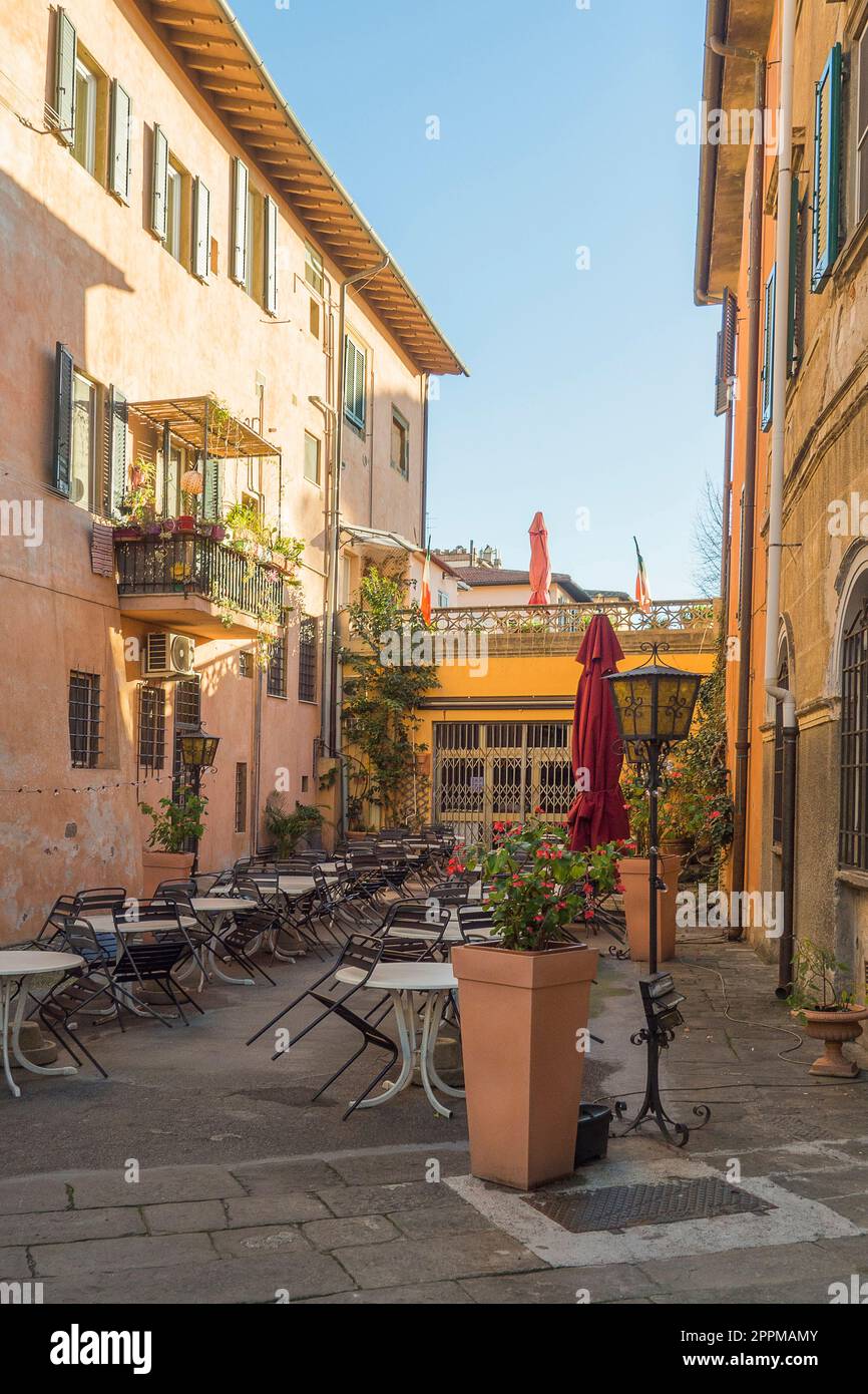 Pisa old town immagini e fotografie stock ad alta risoluzione - Alamy