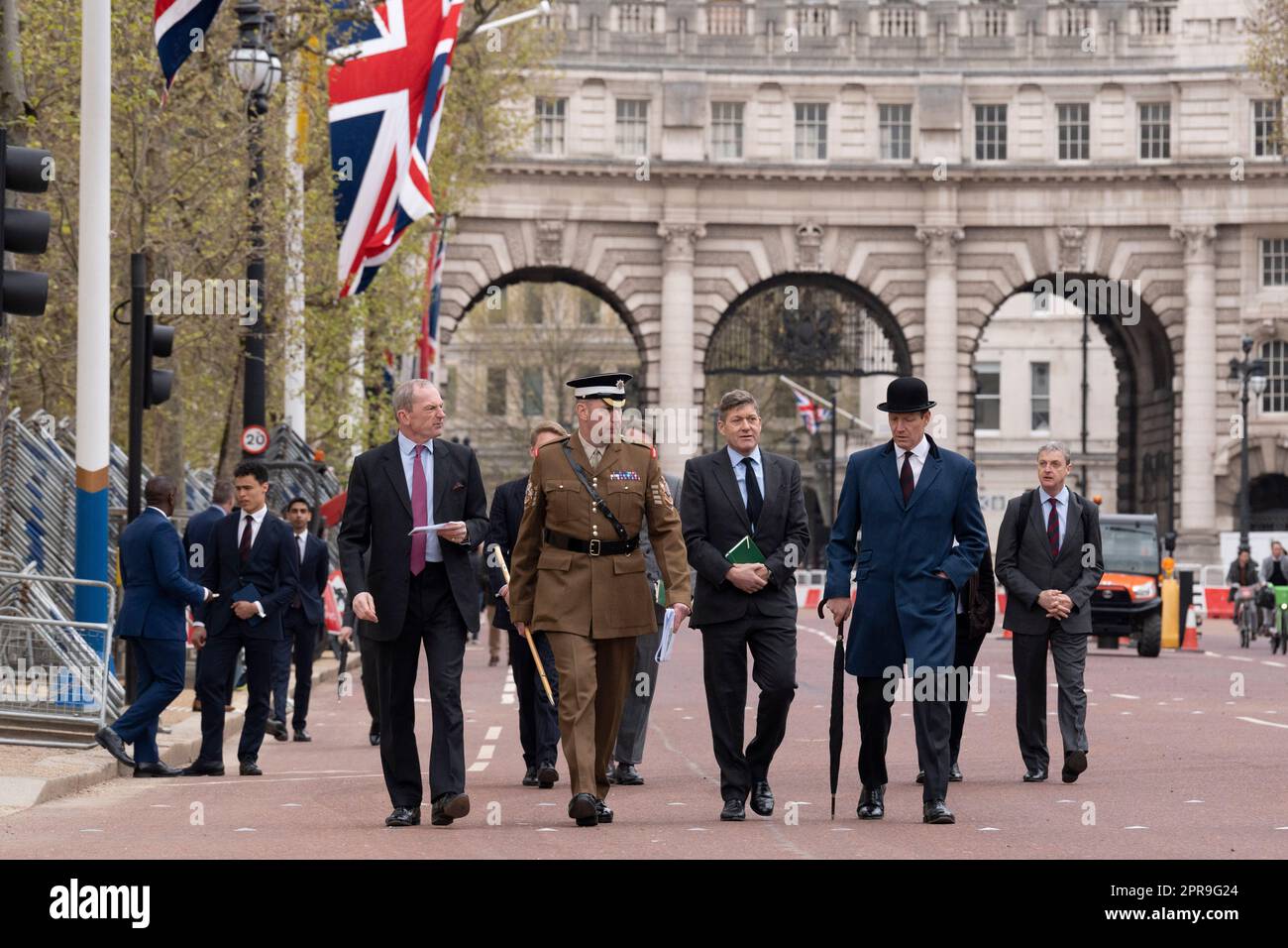 Dieci giorni prima dell'incoronazione del re Carlo III, membri delle ...