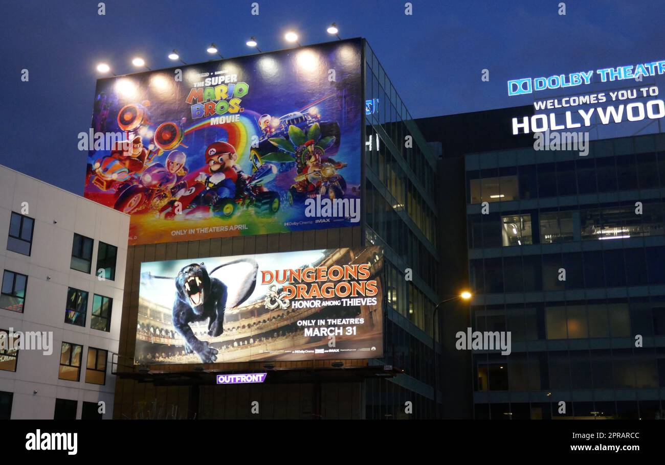 Cartellone pubblicitario mario bros immagini e fotografie stock ad alta ...