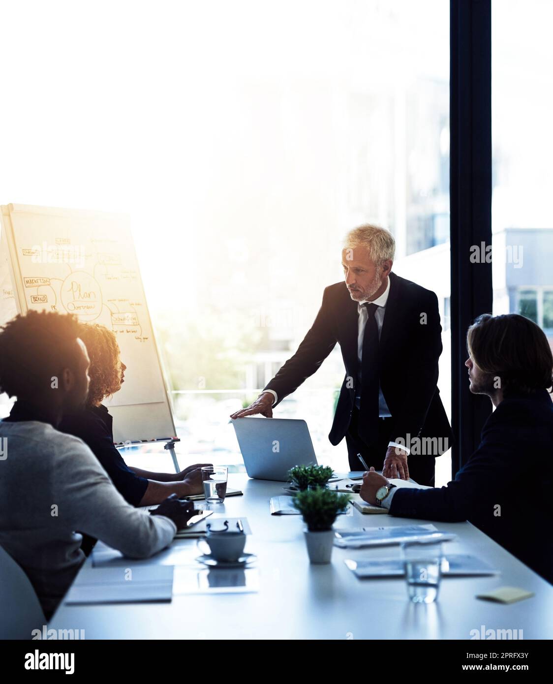 Conduce l'azienda immagini e fotografie stock ad alta risoluzione - Alamy