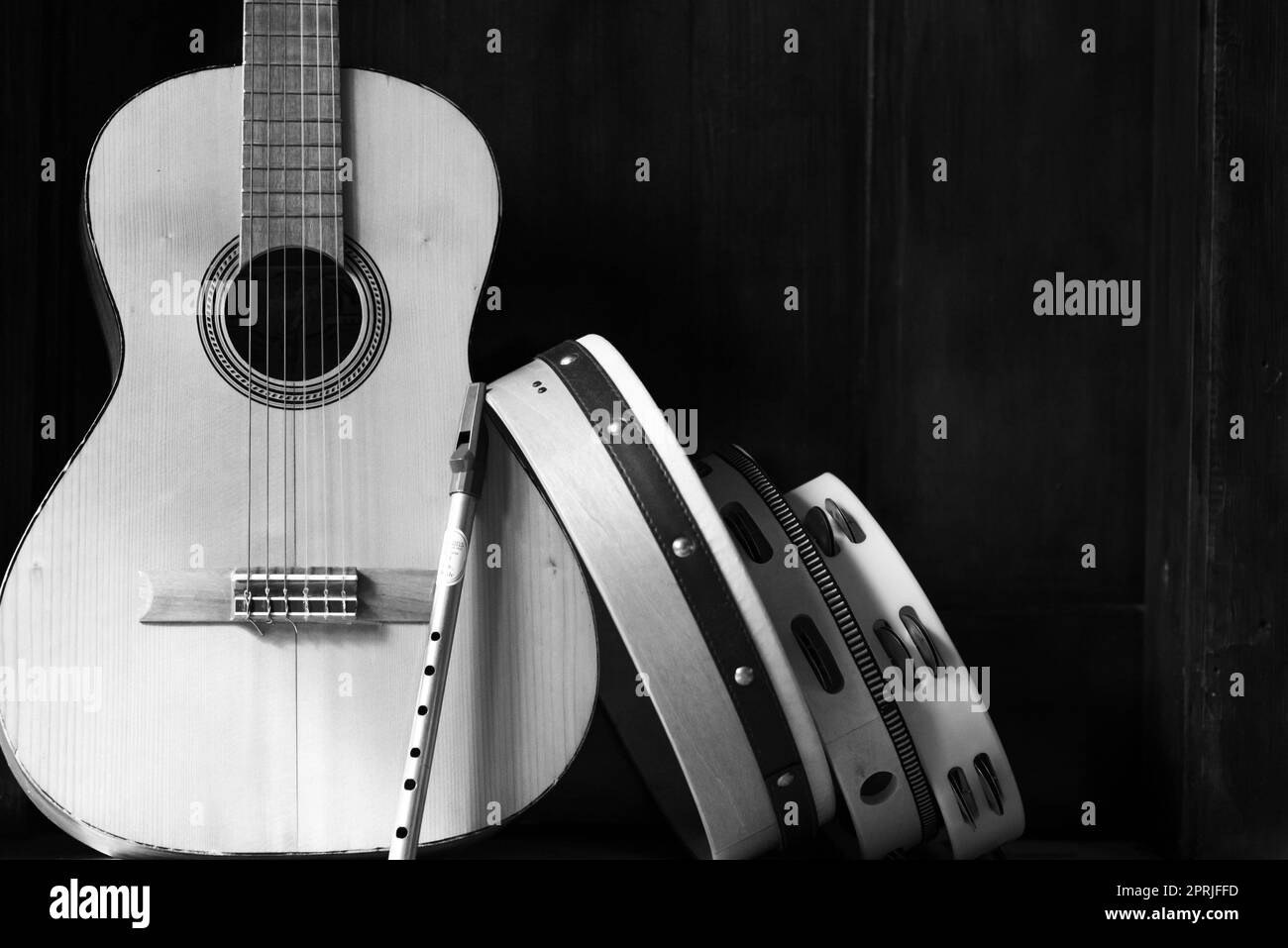 Chitarra da poster immagini e fotografie stock ad alta risoluzione - Alamy