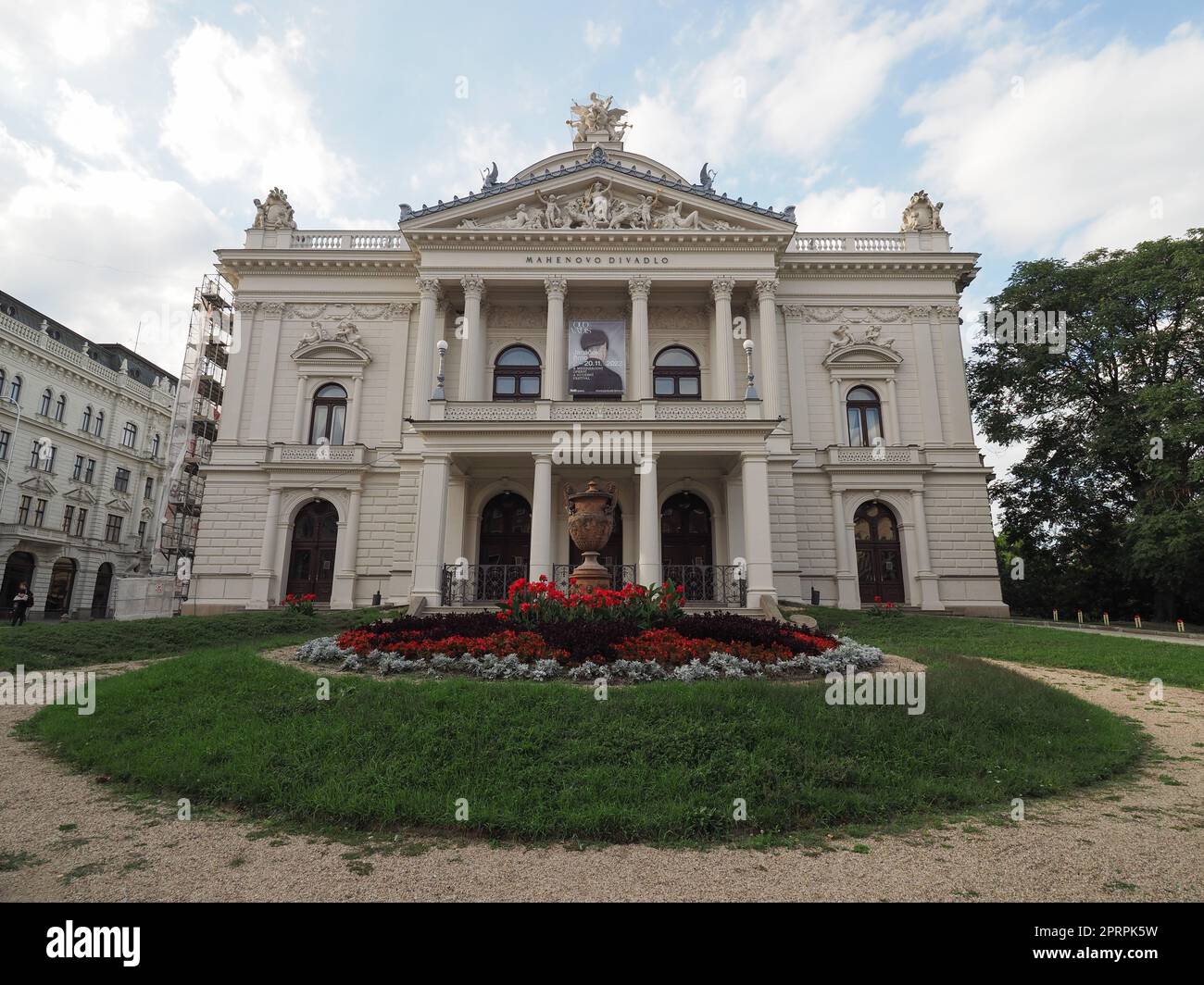 Mahen teatro immagini e fotografie stock ad alta risoluzione - Alamy