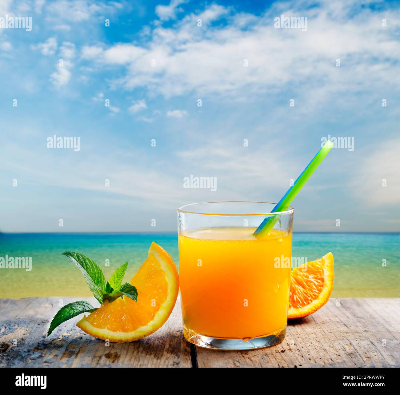 Festa tropicana immagini e fotografie stock ad alta risoluzione - Alamy