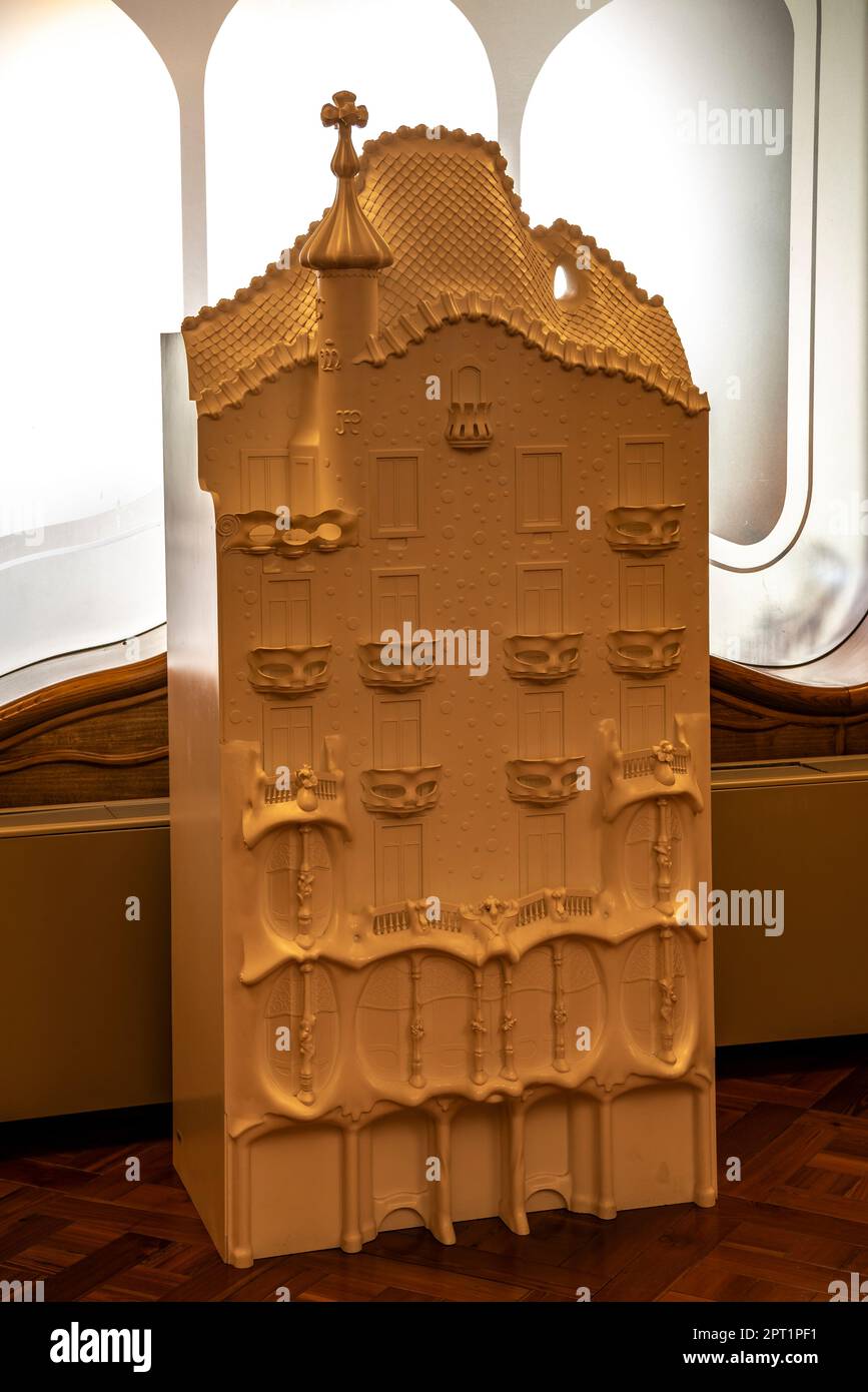 Modello di Casa Batlló situato al piano principale dell'edificio ...