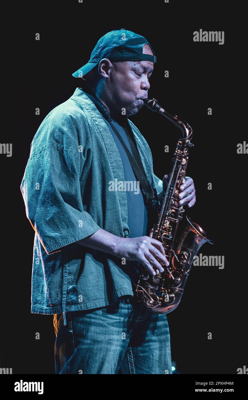 Five elements immagini e fotografie stock ad alta risoluzione - Alamy