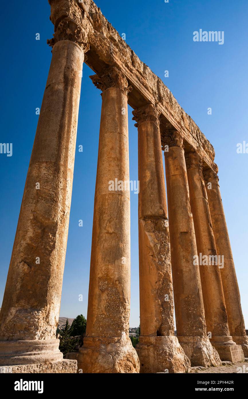 Baalbek, Tempio di Giove, il più grande tempio romano, colonne ...