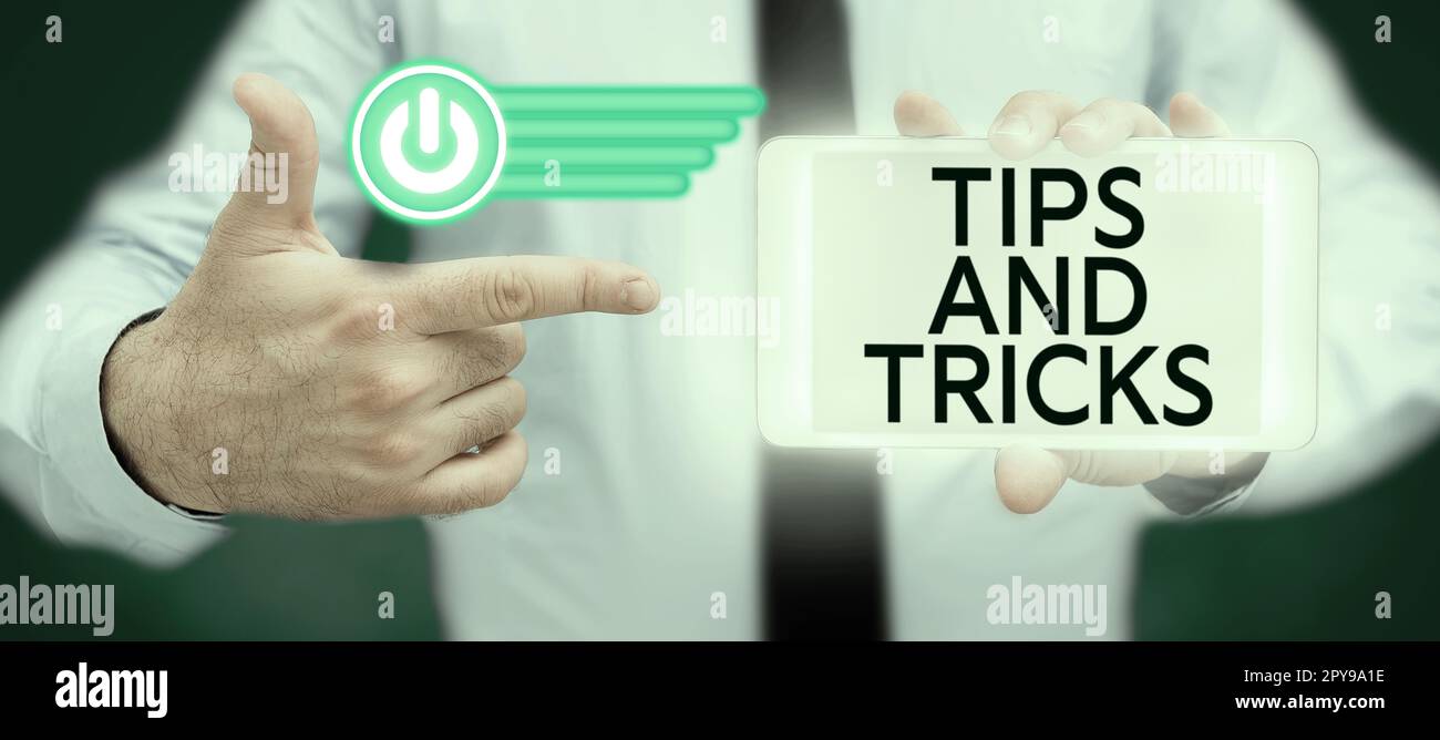 Cartello di testo con suggerimenti e trucchi. Foto concettuale Consigli ...
