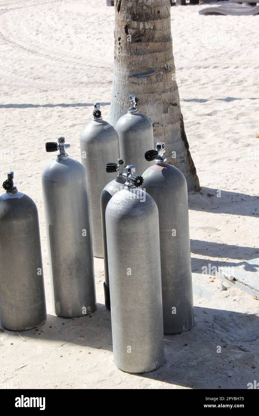 Bombole di ossigeno immagini e fotografie stock ad alta risoluzione - Alamy