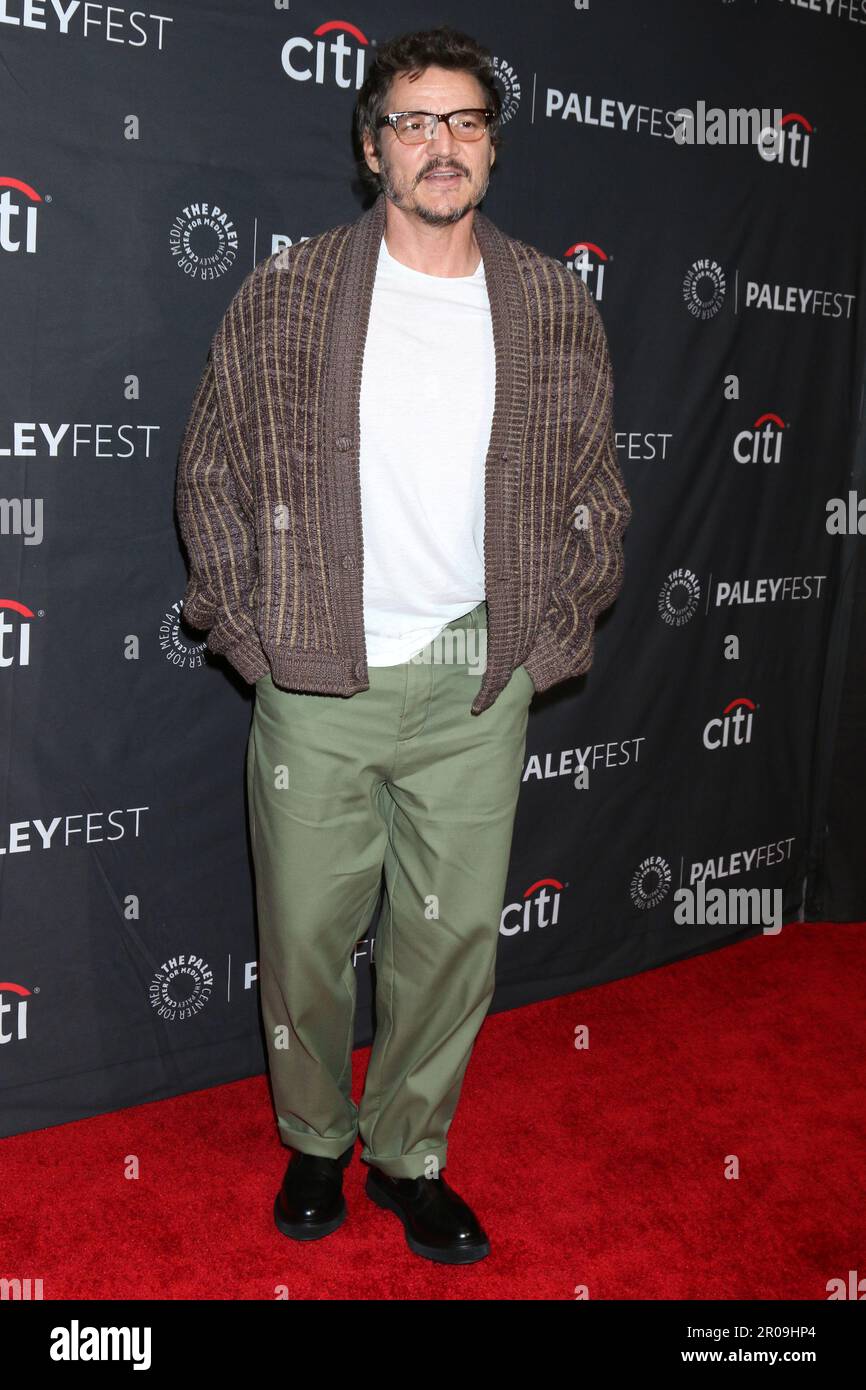 Pedro pascal il mandaloriano immagini e fotografie stock ad alta ...