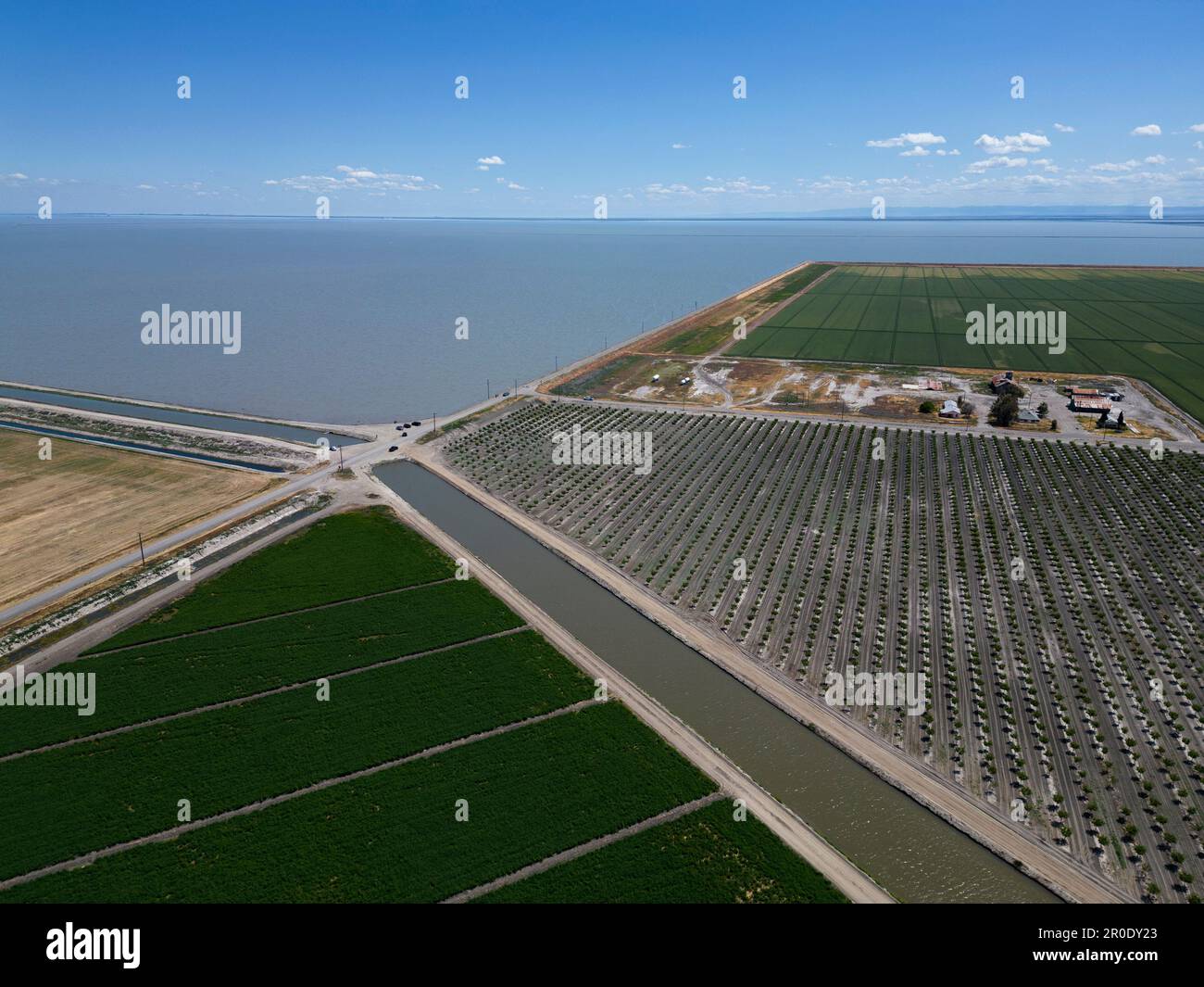 Lago allagato immagini e fotografie stock ad alta risoluzione - Alamy