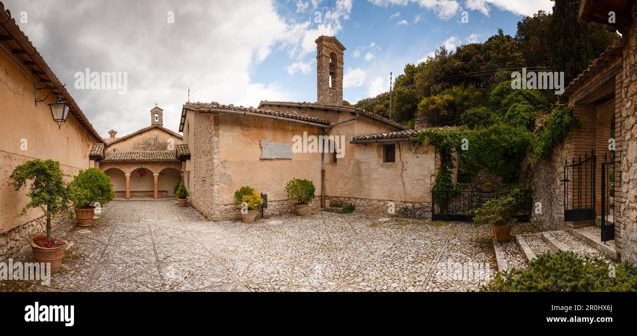 Chiesa di San Giuliano, 12th ° secolo, Convento San Francesco monastero ...
