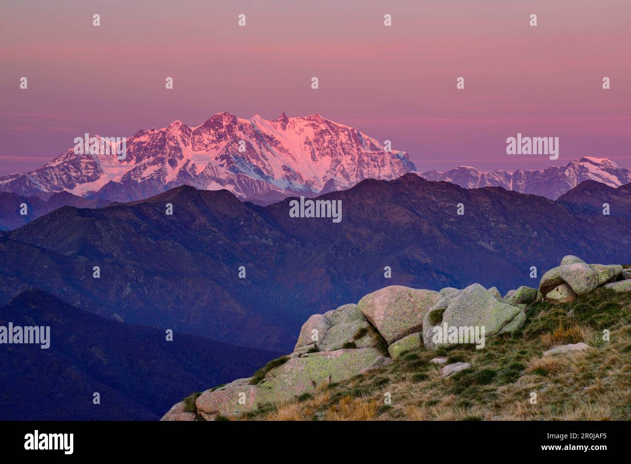 Monte rosa da lago maggiore immagini e fotografie stock ad alta ...
