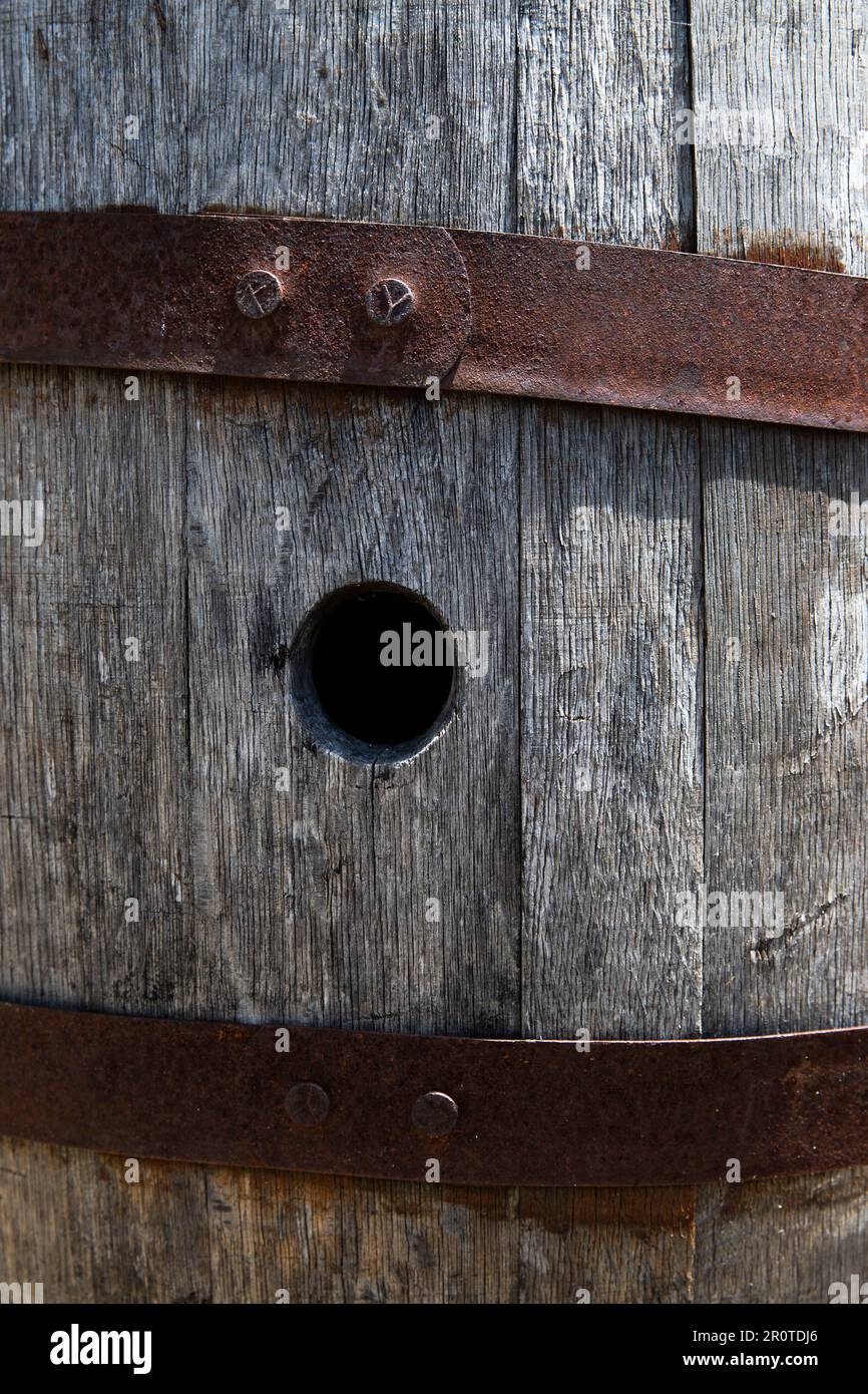 Barile di distillazione in legno immagini e fotografie stock ad alta ...