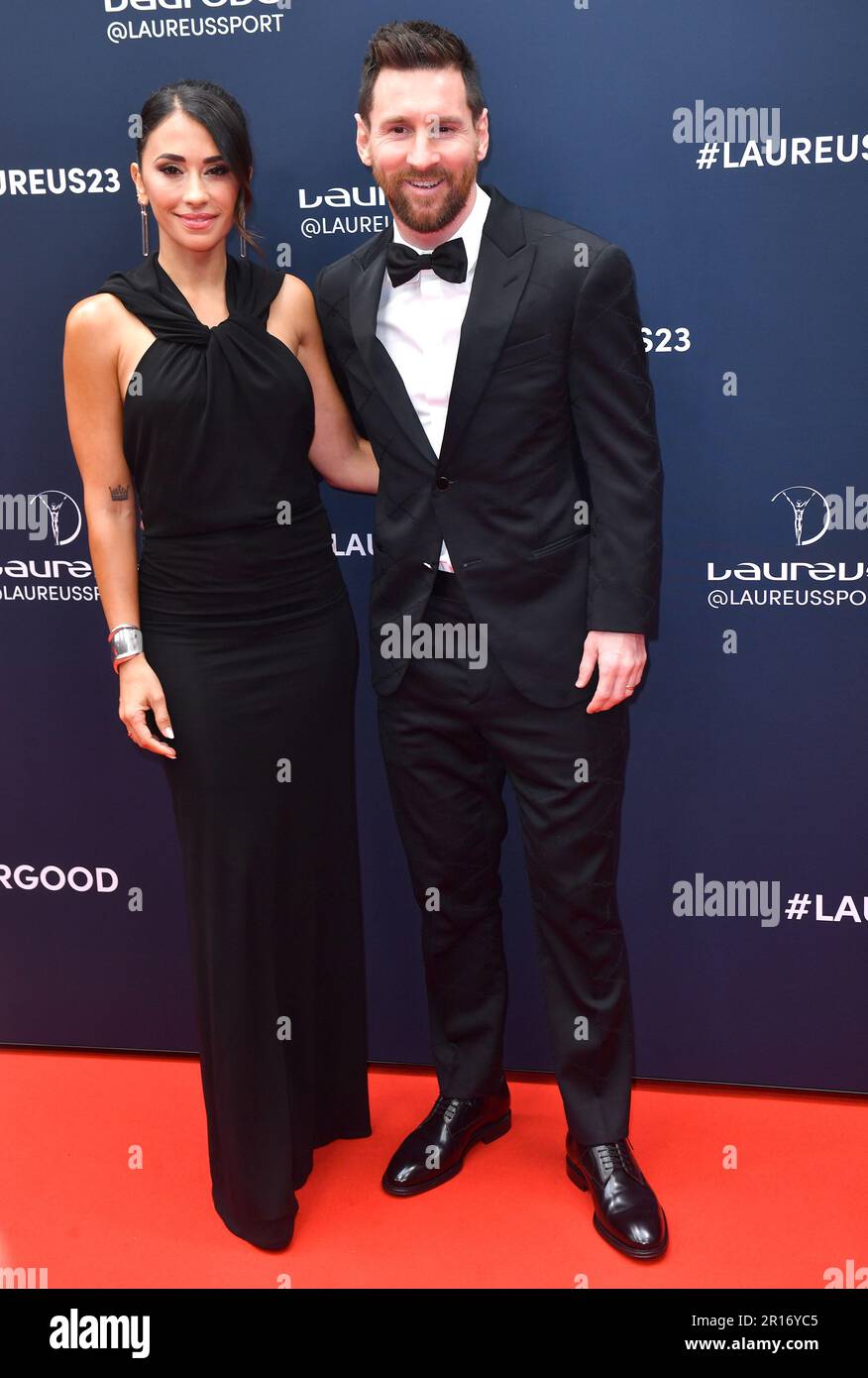 Lionel messi e la moglie Antonella Roccuzzo arrivano al Larreus World ...