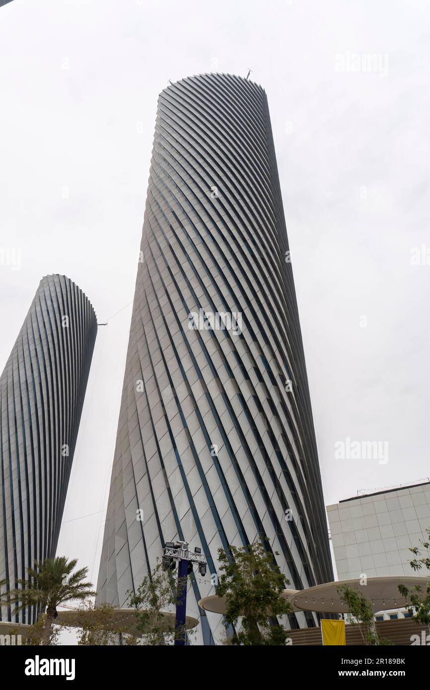 Il Lusail Plaza Towers o Lusail Plaza Complex è composto da quattro ...