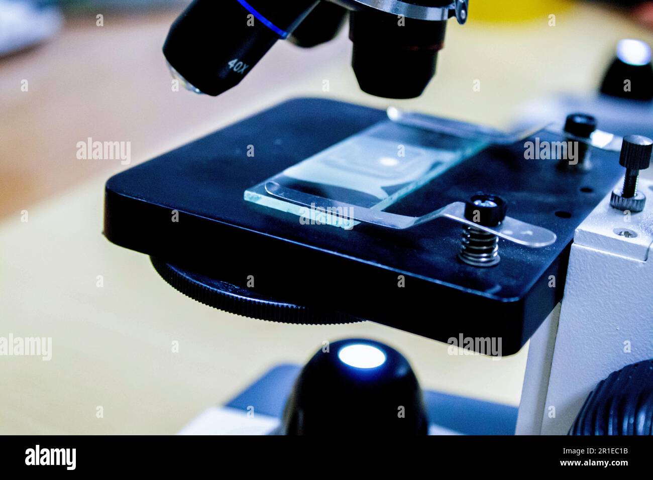 Microscopio ottico disegno immagini e fotografie stock ad alta ...