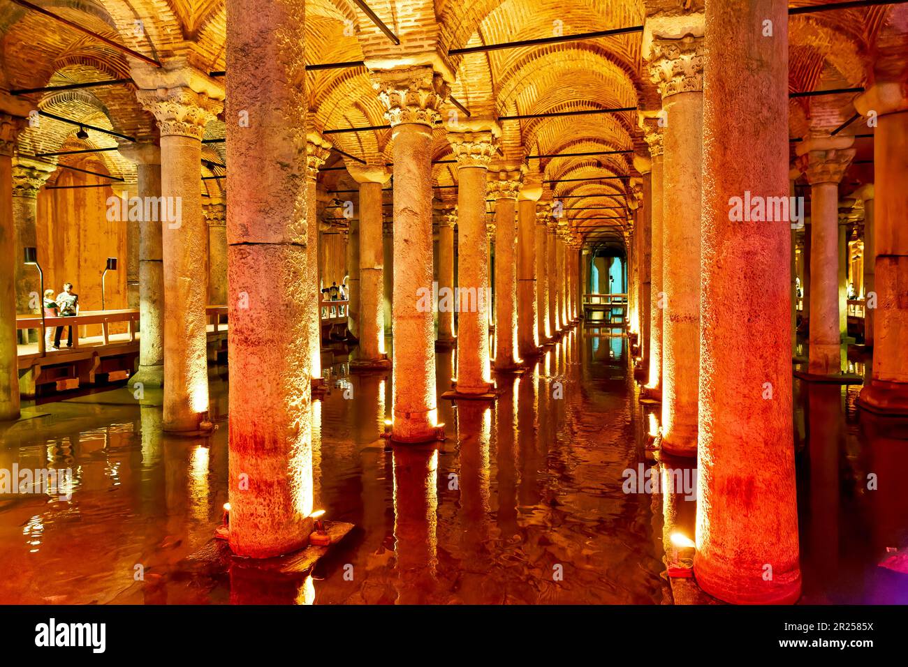 Cisterna di istanbul immagini e fotografie stock ad alta risoluzione ...