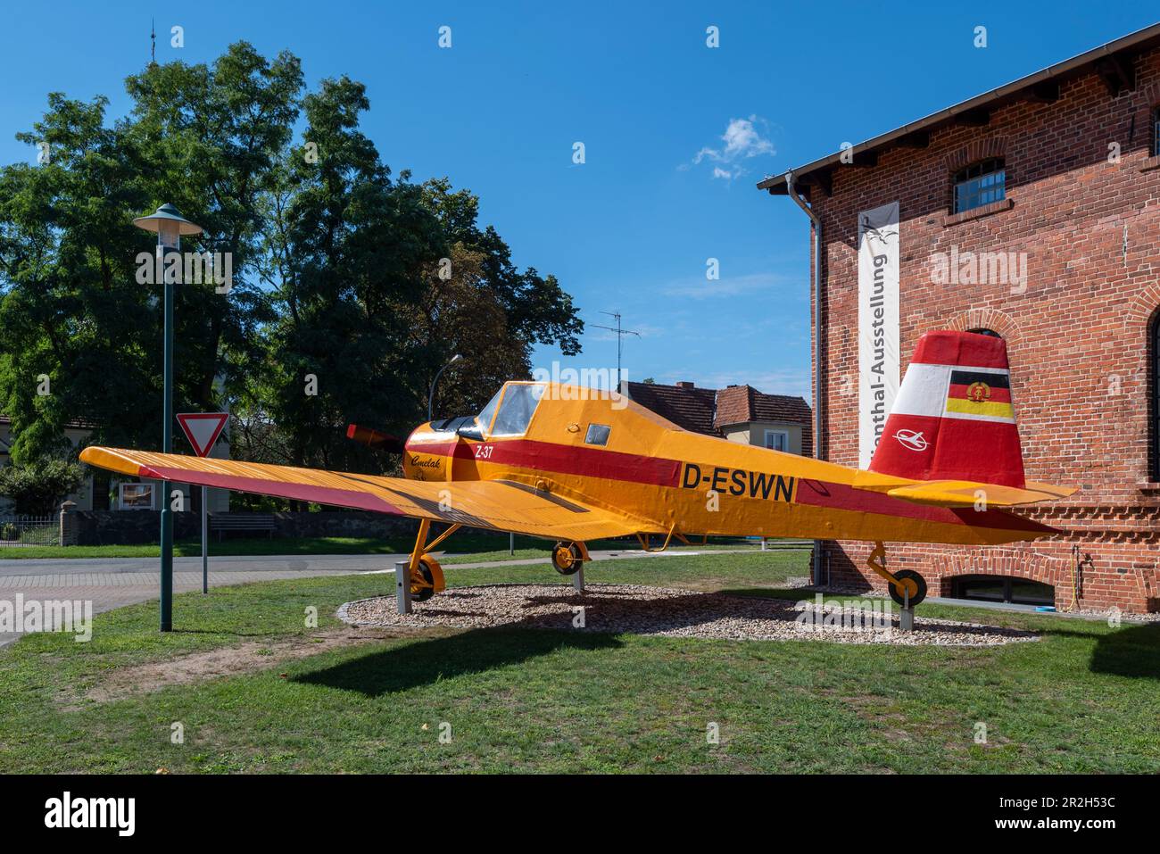 Agricultural aircraft immagini e fotografie stock ad alta risoluzione ...