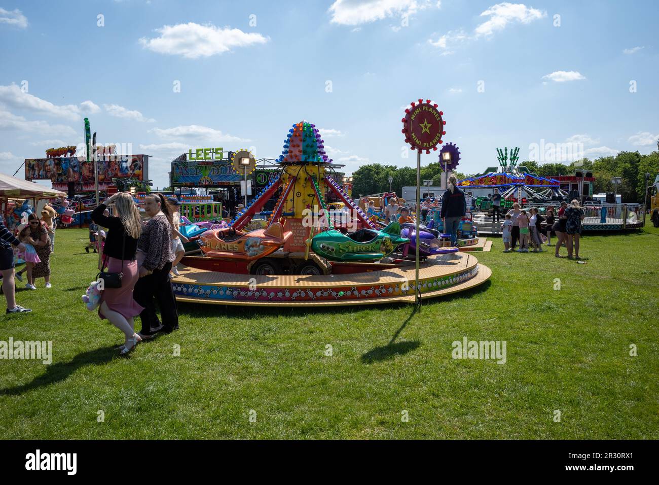 Funfair stalls immagini e fotografie stock ad alta risoluzione - Alamy