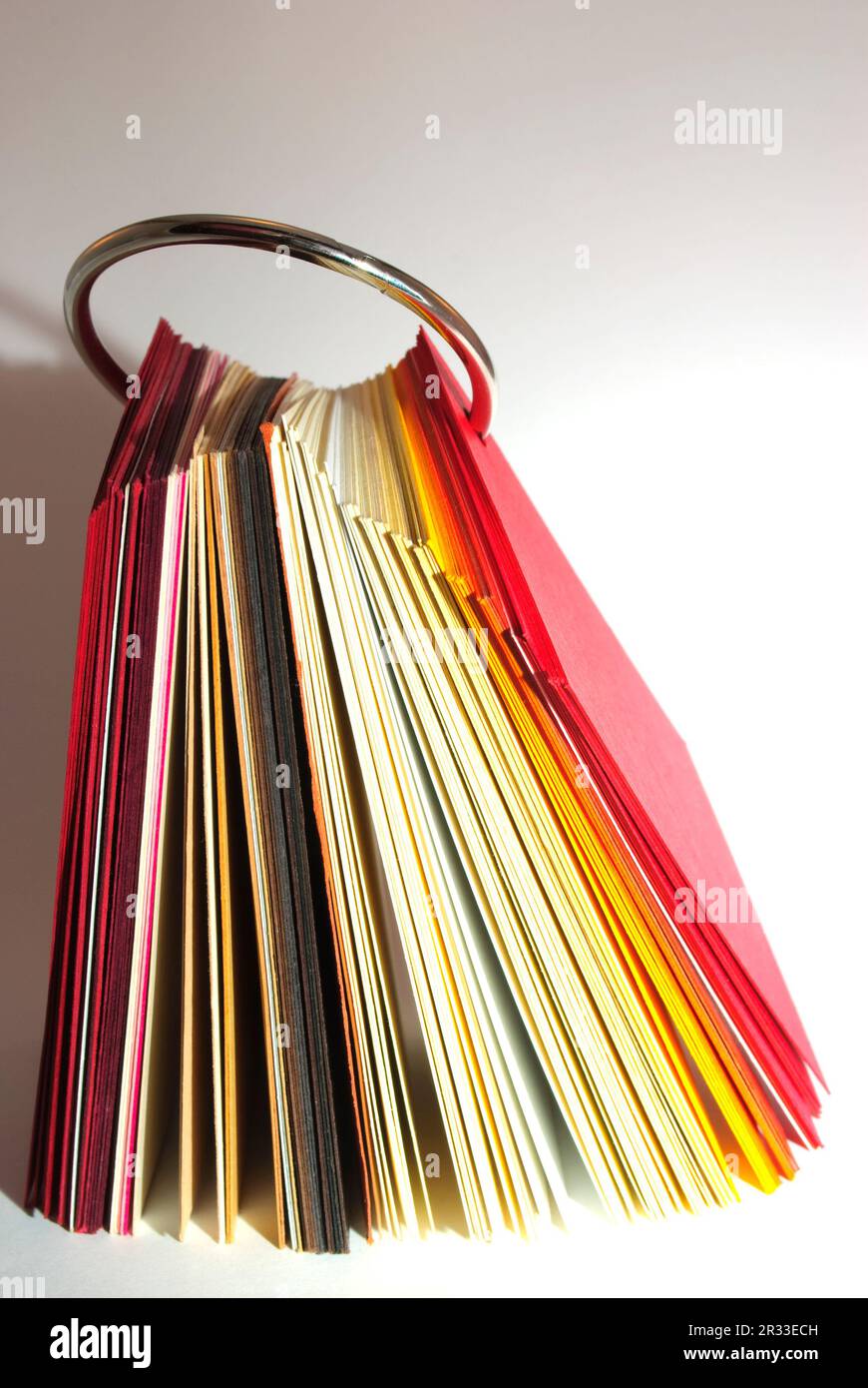 Disegno di carta colorata immagini e fotografie stock ad alta ...