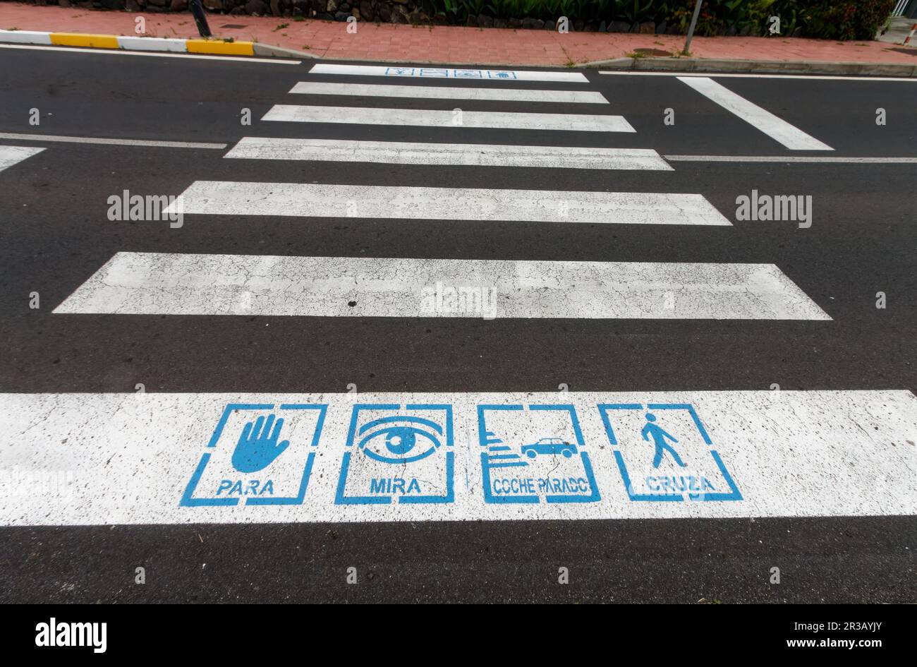 Pittogrammi pedoni immagini e fotografie stock ad alta risoluzione - Alamy