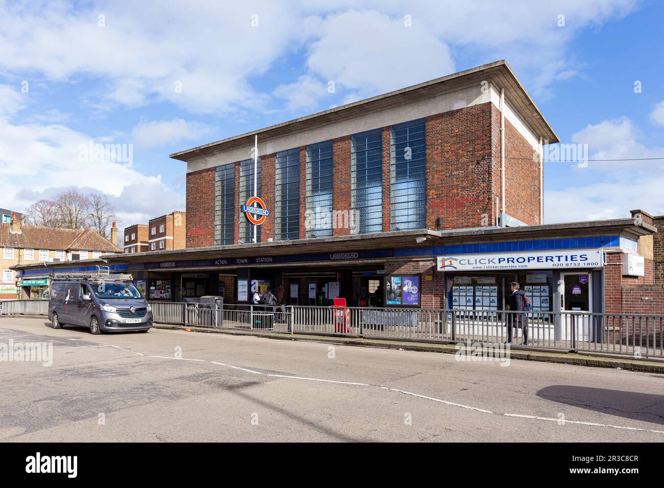 Stazione metropolitana di acton immagini e fotografie stock ad alta ...
