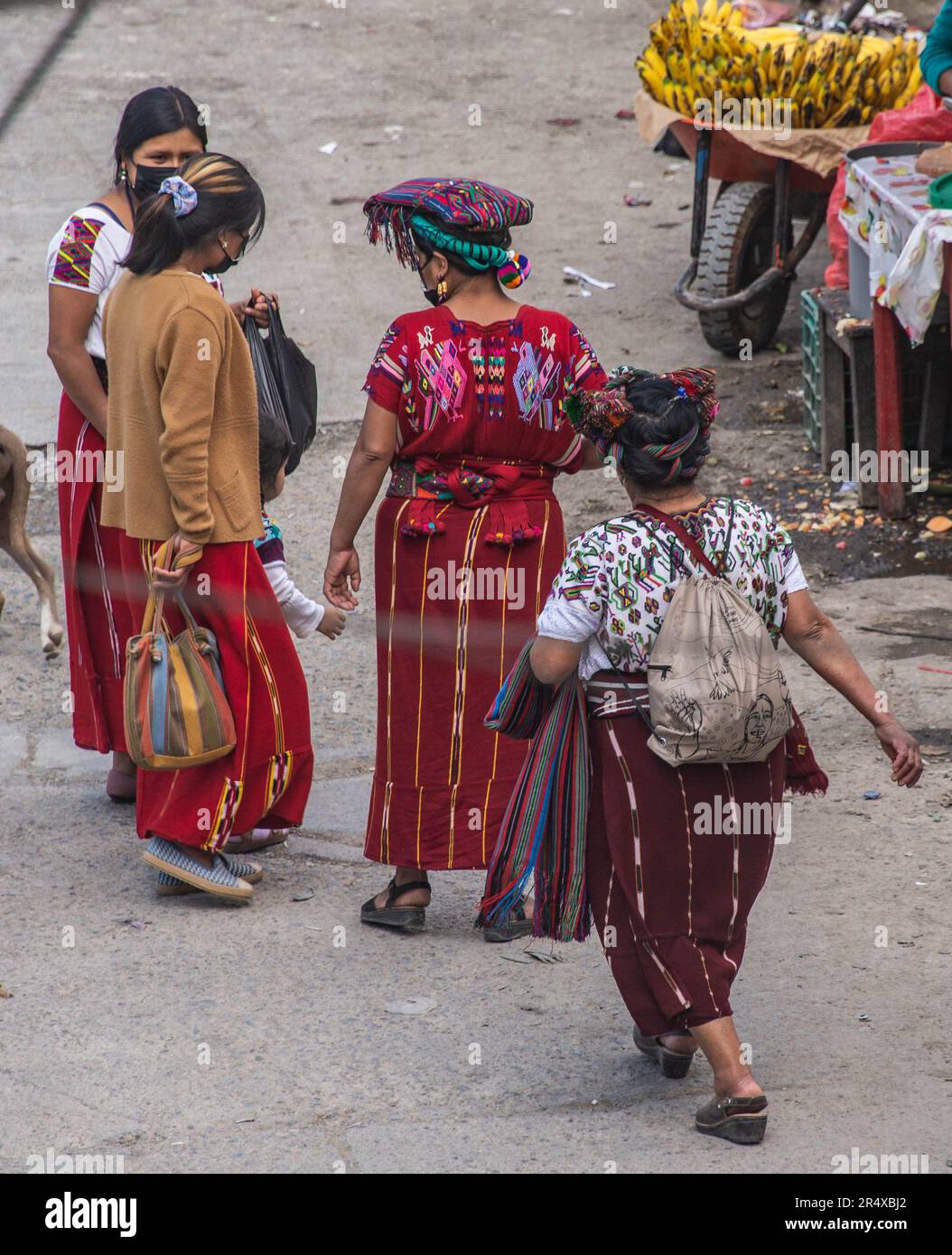 Costumbres y tradiciones de guatemala immagini e fotografie stock ad ...