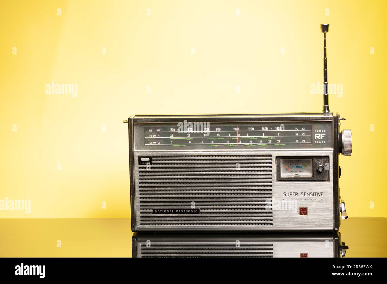 Mosca, Russia, 31 maggio 2023: National Panasonic, ricevitore radio a ...