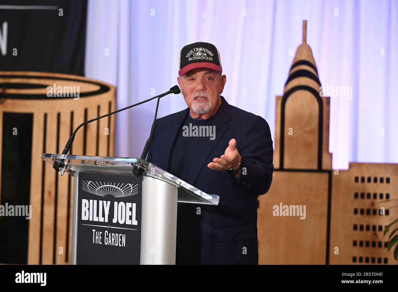Photo by: NDZ/STAR MAX/IPx 2023 6/1/23 Billy Joel makes an announcement ...