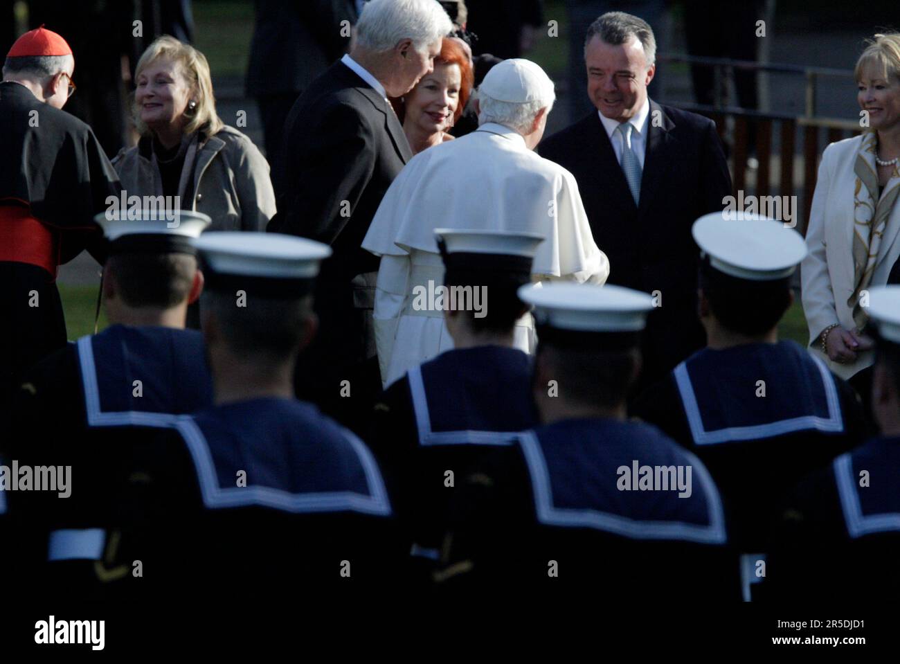 Il Papa Benedetto XVI Brendan Nelson è ufficialmente accolto in ...